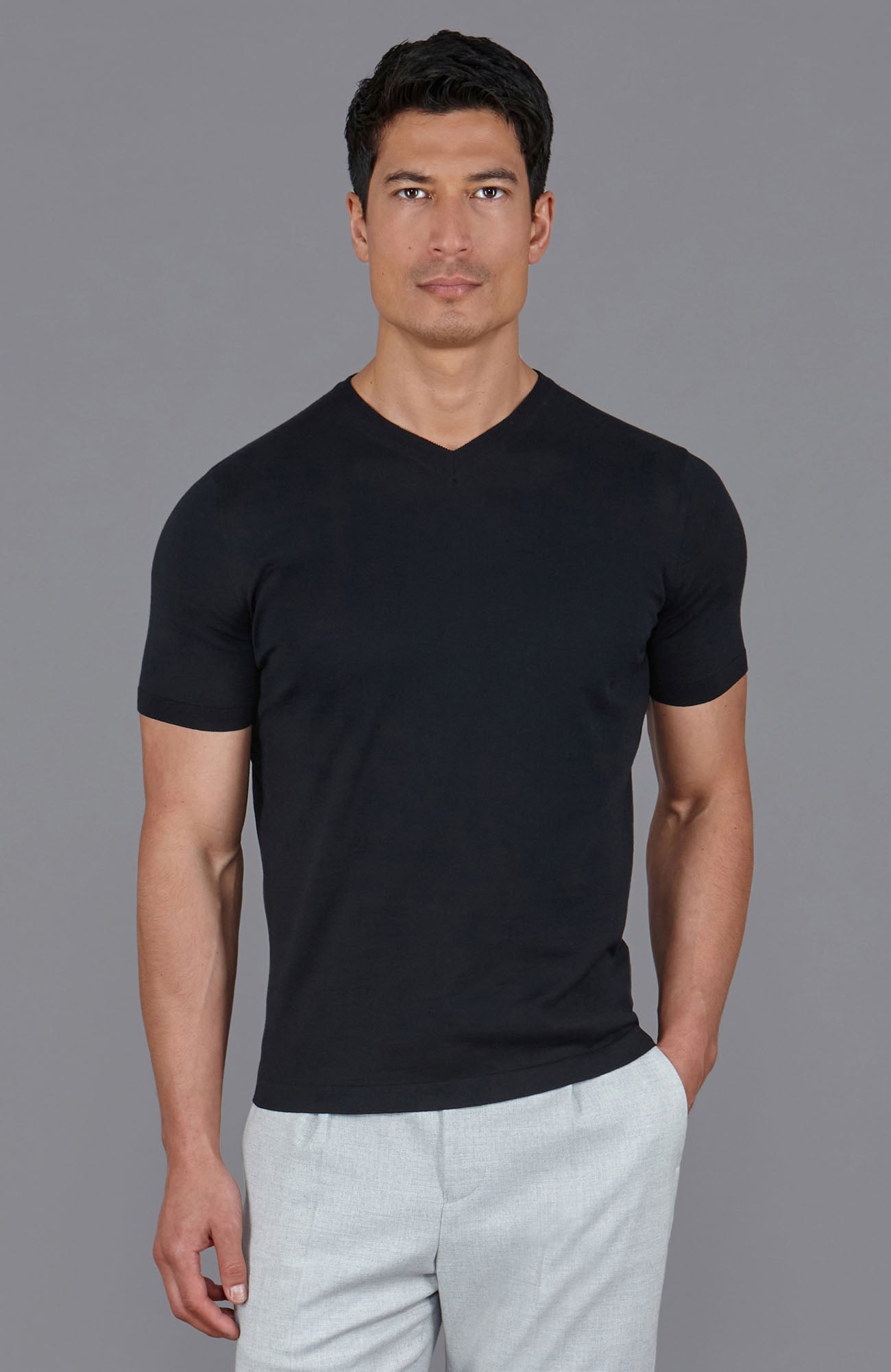 Is the V-Neck Still Relevant in 2025 Fashion?Are V-Necks Out Of Style ...